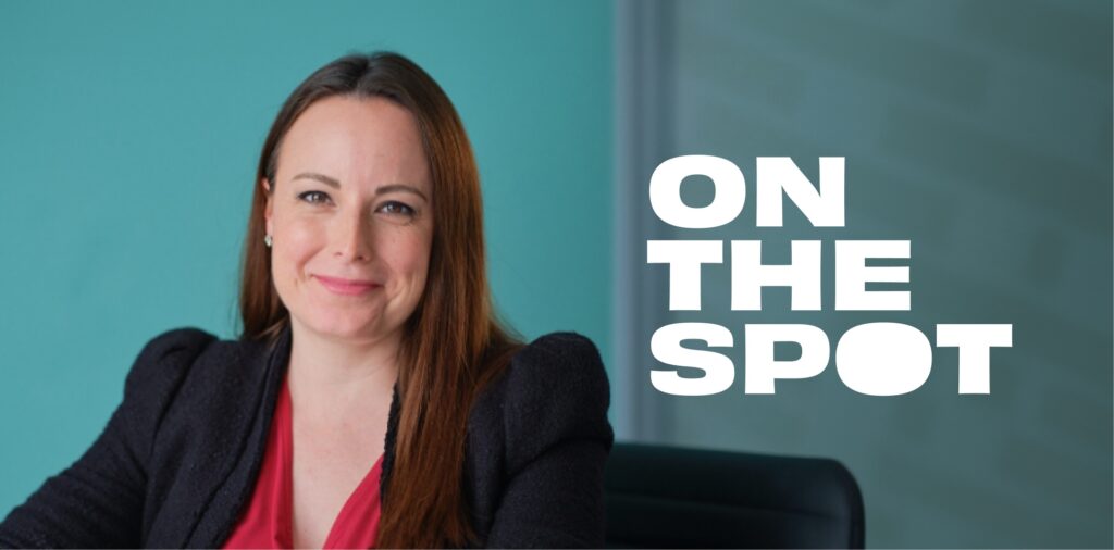 Non-verbal communication — Bladonmore